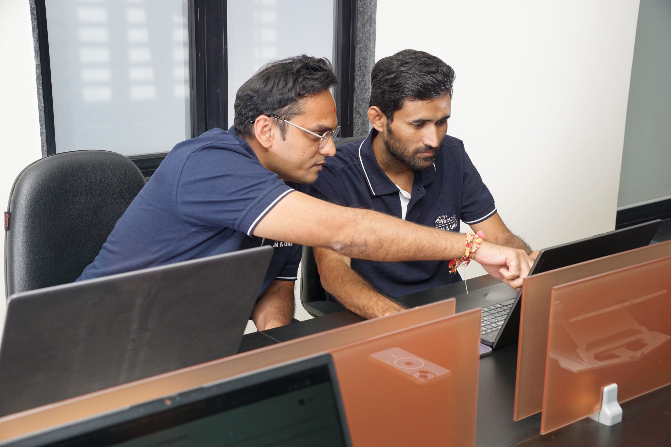 About Us - TECUNIQUE